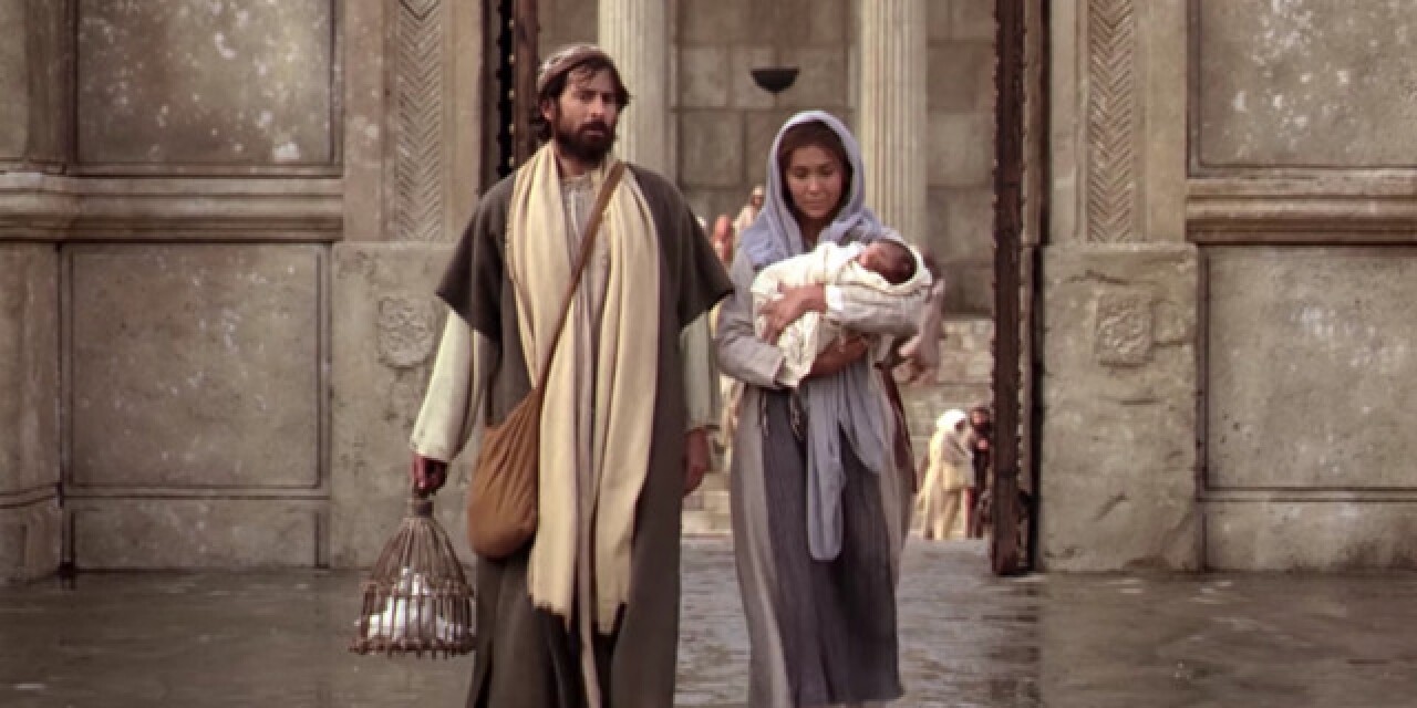 Watch: What Mary the Mother of Jesus teaches us about pressing forward ...